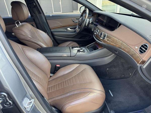Grey Mercedes-Benz s-550 2015 in Vilnius, with an engine capacity of 4.70 L and mileage of 193 thousand km for 22200 €, photo 9 on AUTOMOTO.COM.LV