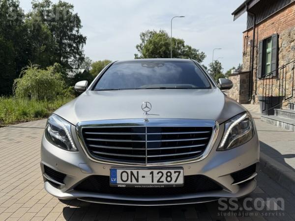Grey Mercedes-Benz s-550 2015 in Rezekne, with an engine capacity of 4.70 L and mileage of 256 thousand km for 28490 €, photo 1 on AUTOMOTO.COM.LV