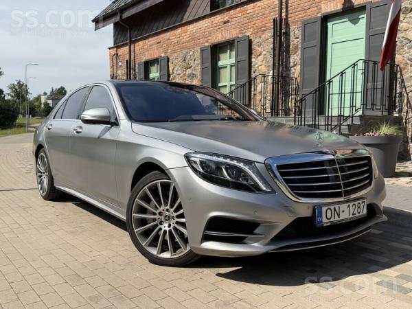 Grey Mercedes-Benz s-550 2015 in Rezekne, with an engine capacity of 4.70 L and mileage of 256 thousand km for 28490 €, photo 3 on AUTOMOTO.COM.LV