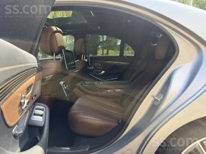 Grey Mercedes-Benz s-550 2015 in Rezekne, with an engine capacity of 4.70 L and mileage of 256 thousand km for 28490 €, photo 10 on AUTOMOTO.COM.LV