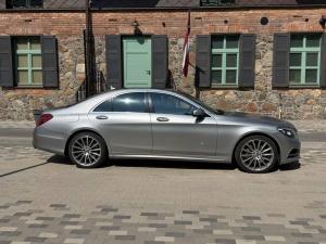 Pelēks Mercedes-Benz s-550 2015 Rēzekne, ar dzinēja tilpumu 4.70 L un nobraukumu 256 tūkst. km par 28490 €, foto 5 vietnē AUTOMOTO.COM.LV
