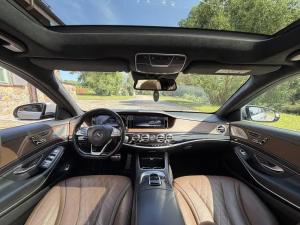 Pelēks Mercedes-Benz s-550 2015 Rēzekne, ar dzinēja tilpumu 4.70 L un nobraukumu 256 tūkst. km par 28490 €, foto 7 vietnē AUTOMOTO.COM.LV