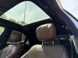 Pelēks Mercedes-Benz s-550 2015 Rēzekne, ar dzinēja tilpumu 4.70 L un nobraukumu 256 tūkst. km par 28490 €, foto 19 vietnē AUTOMOTO.COM.LV