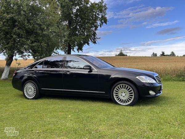 Mercedes-Benz s-550 2007 Varėna, ar dzinēja tilpumu 5.50 L un nobraukumu 432 tūkst. km par 6250 €, foto 2 vietnē AUTOMOTO.COM.LV