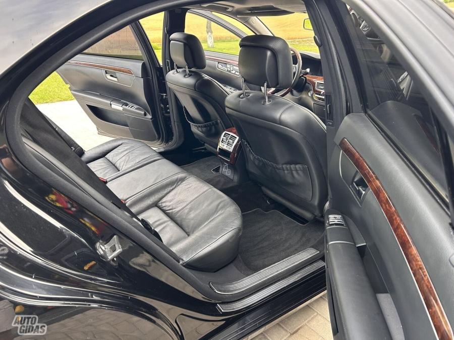 Mercedes-Benz s-550 2007 Varėna, ar dzinēja tilpumu 5.50 L un nobraukumu 432 tūkst. km par 6250 €, foto 13 vietnē AUTOMOTO.COM.LV