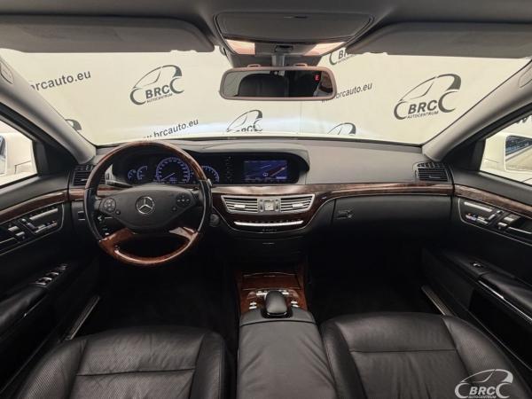 Mercedes-Benz s-550 2013 in Vilnius, with an engine capacity of 4.66 L and mileage of 257 thousand km for 10900 €, photo 3 on AUTOMOTO.COM.LV