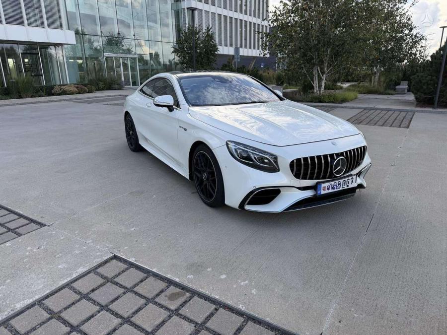 White Mercedes-Benz s-550 2015 in Vilnius, with an engine capacity of 4.66 L and mileage of 214 thousand km for 34980 €, photo 3 on AUTOMOTO.COM.LV