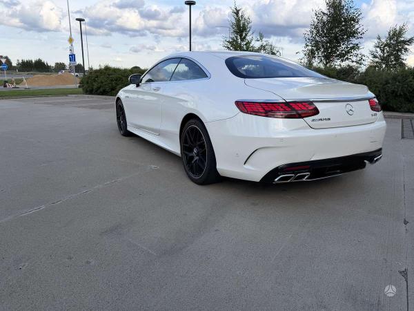 White Mercedes-Benz s-550 2015 in Vilnius, with an engine capacity of 4.66 L and mileage of 214 thousand km for 34980 €, photo 4 on AUTOMOTO.COM.LV
