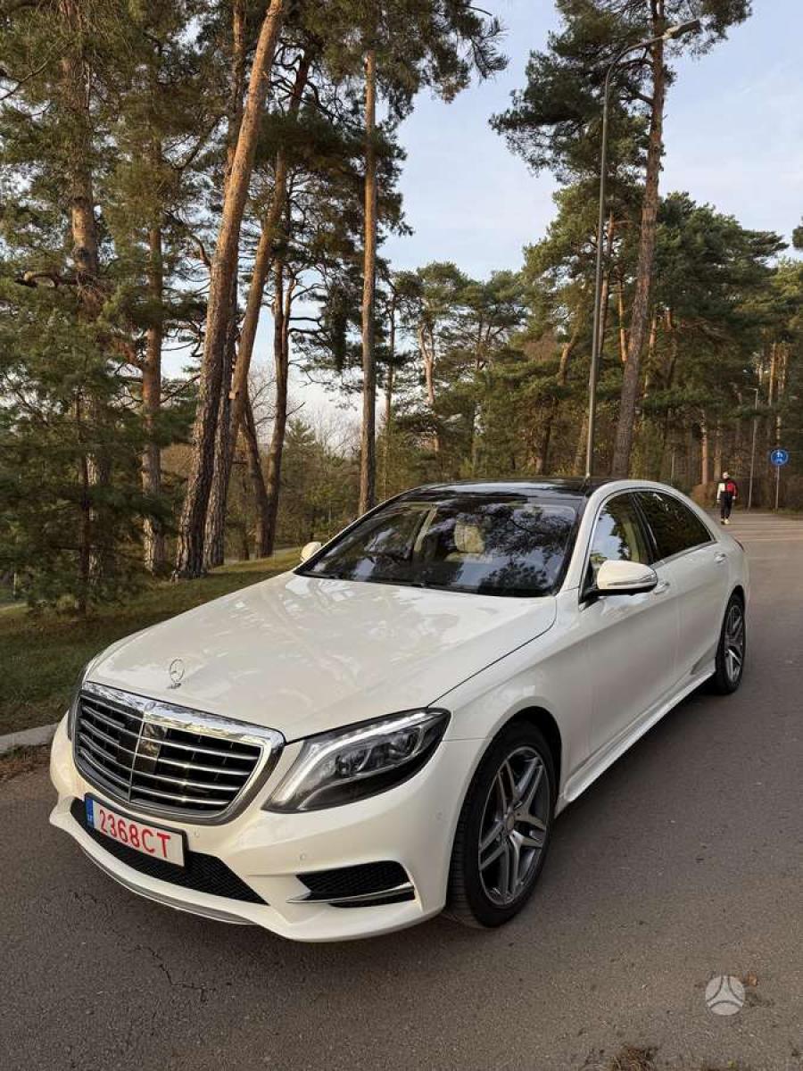 White Mercedes-Benz s-550 2014 in Kaunas, with an engine capacity of 4.70 L and mileage of 139 thousand km for 28500 €, photo 3 on AUTOMOTO.COM.LV