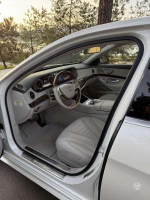 White Mercedes-Benz s-550 2014 in Kaunas, with an engine capacity of 4.70 L and mileage of 139 thousand km for 28500 €, photo 11 on AUTOMOTO.COM.LV