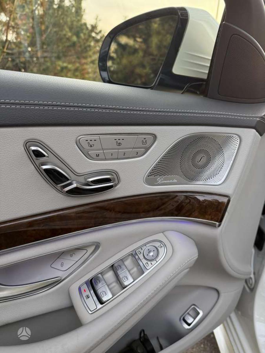 White Mercedes-Benz s-550 2014 in Kaunas, with an engine capacity of 4.70 L and mileage of 139 thousand km for 28500 €, photo 12 on AUTOMOTO.COM.LV