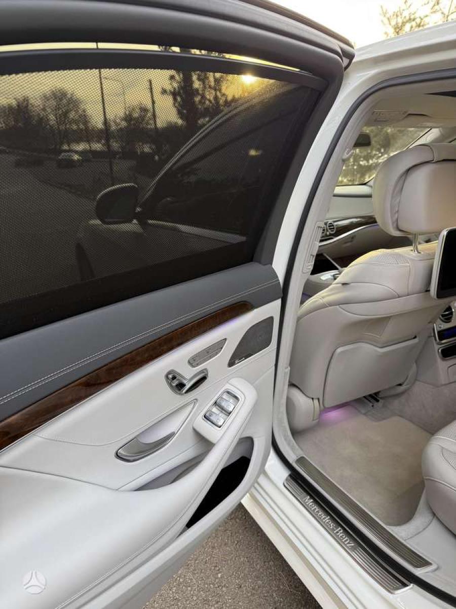 White Mercedes-Benz s-550 2014 in Kaunas, with an engine capacity of 4.70 L and mileage of 139 thousand km for 28500 €, photo 14 on AUTOMOTO.COM.LV