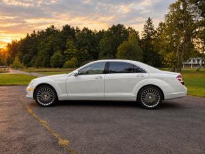 White Mercedes-Benz s-550 2007 in Vilnius, with an engine capacity of 5.50 L and mileage of 156 thousand km for 7800 €, photo 6 on AUTOMOTO.COM.LV