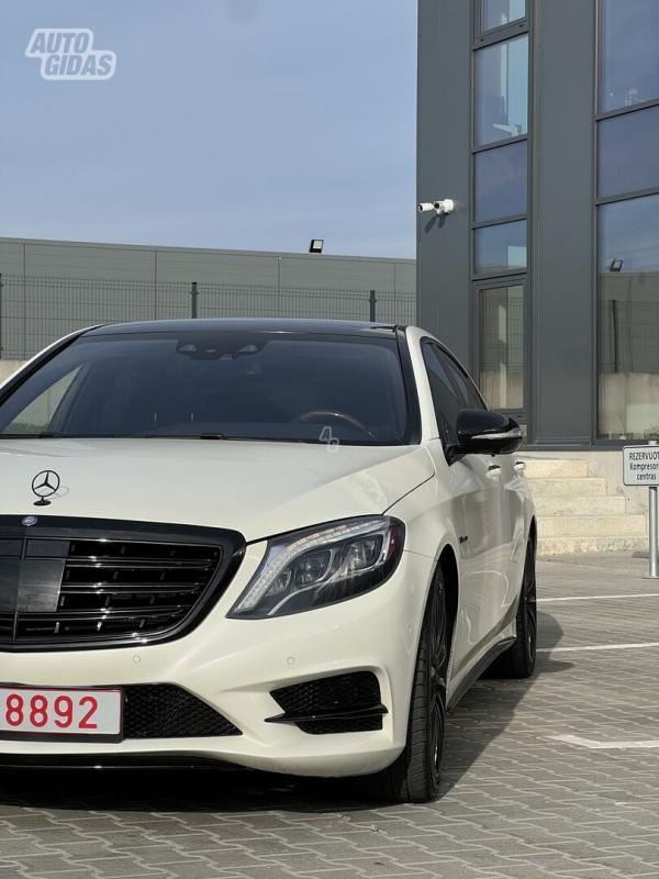 Balts Mercedes-Benz s-550 2014 Kauņa, ar dzinēja tilpumu 4.70 L un nobraukumu 180 tūkst. km par 26000 €, foto 4 vietnē AUTOMOTO.COM.LV