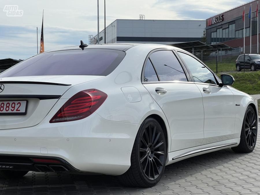 Balts Mercedes-Benz s-550 2014 Kauņa, ar dzinēja tilpumu 4.70 L un nobraukumu 180 tūkst. km par 26000 €, foto 14 vietnē AUTOMOTO.COM.LV