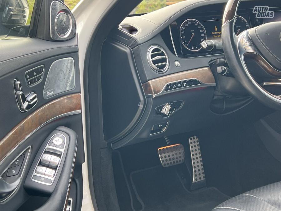 Balts Mercedes-Benz s-550 2014 Kauņa, ar dzinēja tilpumu 4.70 L un nobraukumu 180 tūkst. km par 26000 €, foto 22 vietnē AUTOMOTO.COM.LV