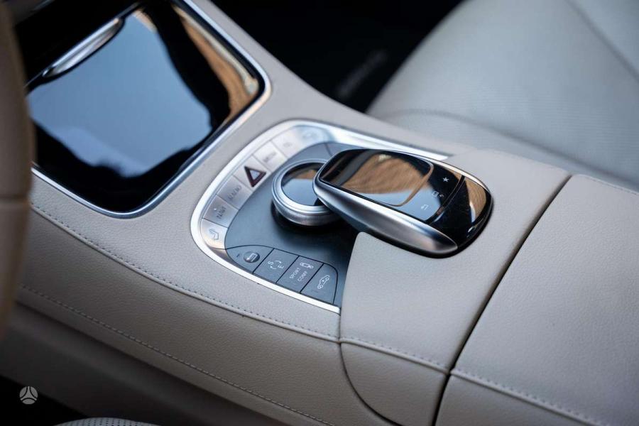 Balts Mercedes-Benz s-550 2014 Viļņa, ar dzinēja tilpumu 4.70 L un nobraukumu 217 tūkst. km par 26500 €, foto 23 vietnē AUTOMOTO.COM.LV