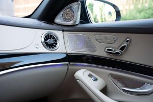 Balts Mercedes-Benz s-550 2014 Viļņa, ar dzinēja tilpumu 4.70 L un nobraukumu 217 tūkst. km par 26500 €, foto 29 vietnē AUTOMOTO.COM.LV