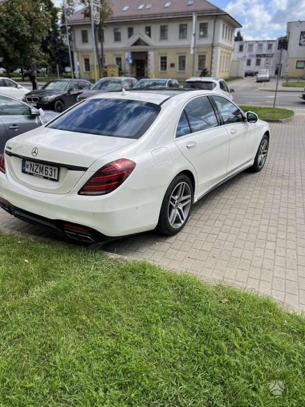 White Mercedes-Benz s-550 2014 in Kaunas, with an engine capacity of 4.70 L and mileage of 123 thousand km for 24000 €, photo 9 on AUTOMOTO.COM.LV