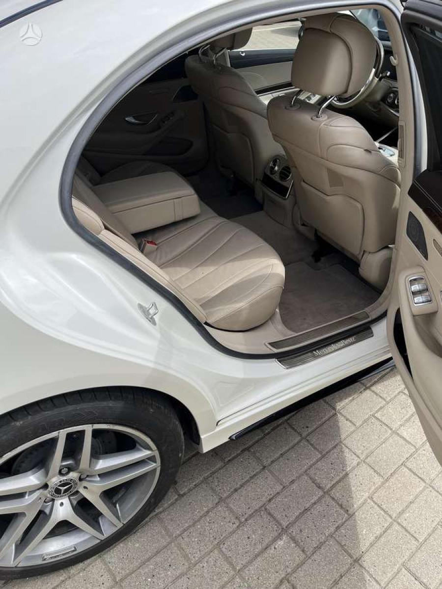 White Mercedes-Benz s-550 2014 in Kaunas, with an engine capacity of 4.70 L and mileage of 123 thousand km for 24000 €, photo 12 on AUTOMOTO.COM.LV