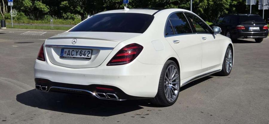 Balts Mercedes-Benz s-550 2015 Panevēža, ar dzinēja tilpumu 4.66 L un nobraukumu 205 tūkst. km par 34000 €, foto 9 vietnē AUTOMOTO.COM.LV