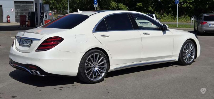 Balts Mercedes-Benz s-550 2015 Panevēža, ar dzinēja tilpumu 4.66 L un nobraukumu 205 tūkst. km par 34000 €, foto 10 vietnē AUTOMOTO.COM.LV