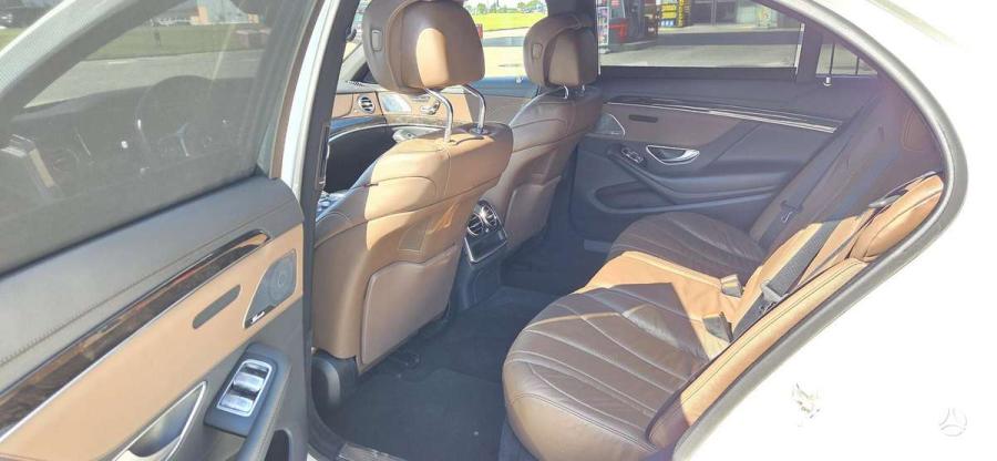 Balts Mercedes-Benz s-550 2015 Panevēža, ar dzinēja tilpumu 4.66 L un nobraukumu 205 tūkst. km par 34000 €, foto 22 vietnē AUTOMOTO.COM.LV