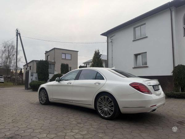 Balts Mercedes-Benz s-550 2015 Kauņa, ar dzinēja tilpumu 4.66 L un nobraukumu 220 tūkst. km par 23000 €, foto 7 vietnē AUTOMOTO.COM.LV