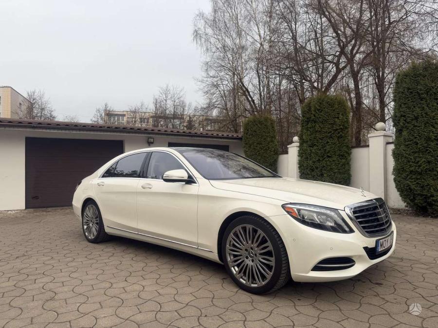 Белый Мерседес С 550 2015 в Каунас, объемом двигателя 4.66 л и пробегом 220 тыс. км за 23000 €, фото 12 на AUTOMOTO.COM.LV