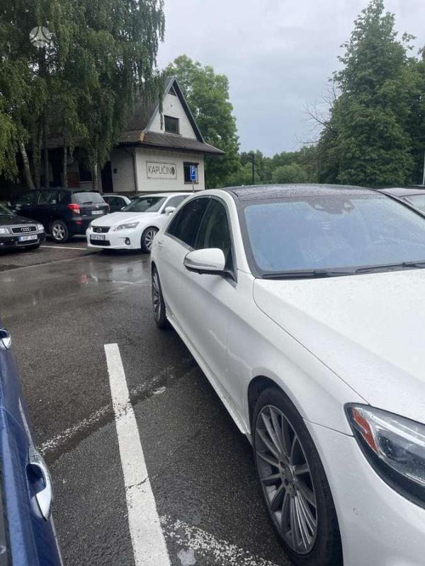 Balts Mercedes-Benz s-550 2015 Panevēža, ar dzinēja tilpumu 4.70 L un nobraukumu 362 tūkst. km par 20000 €, foto 4 vietnē AUTOMOTO.COM.LV