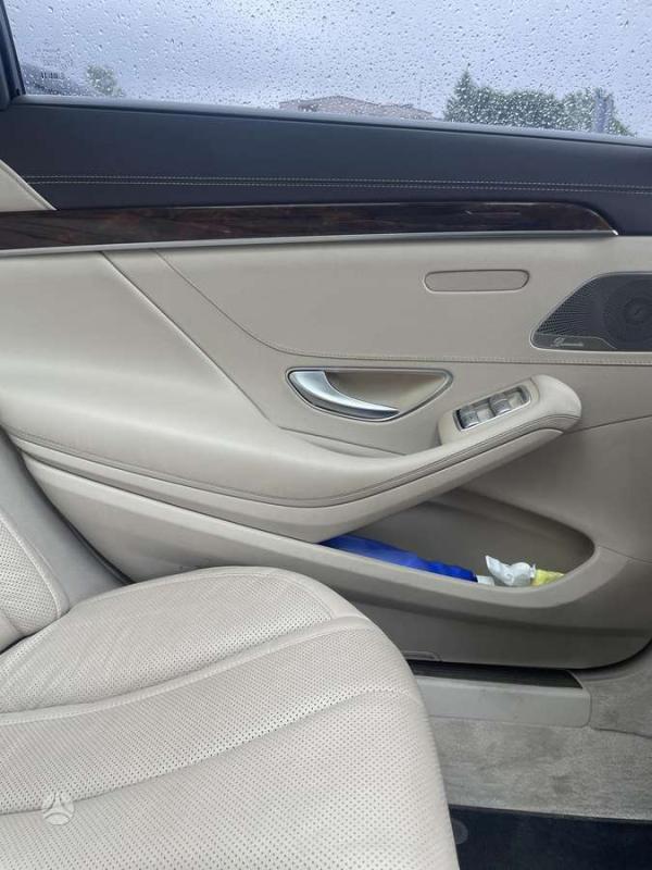 Balts Mercedes-Benz s-550 2015 Panevēža, ar dzinēja tilpumu 4.70 L un nobraukumu 362 tūkst. km par 20000 €, foto 9 vietnē AUTOMOTO.COM.LV