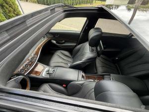 Balts Mercedes-Benz s-550 2015 Viļņa, ar dzinēja tilpumu 4.70 L un nobraukumu 186 tūkst. km par 29500 €, foto 22 vietnē AUTOMOTO.COM.LV