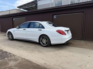 Balts Mercedes-Benz s-550 2016 Šauļi, ar dzinēja tilpumu 4.70 L un nobraukumu 133 tūkst. km par 13900 €, foto  vietnē AUTOMOTO.COM.LV