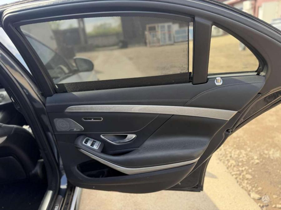 Balts Mercedes-Benz s-550 2016 Šauļi, ar dzinēja tilpumu 4.70 L un nobraukumu 133 tūkst. km par 13900 €, foto 13 vietnē AUTOMOTO.COM.LV