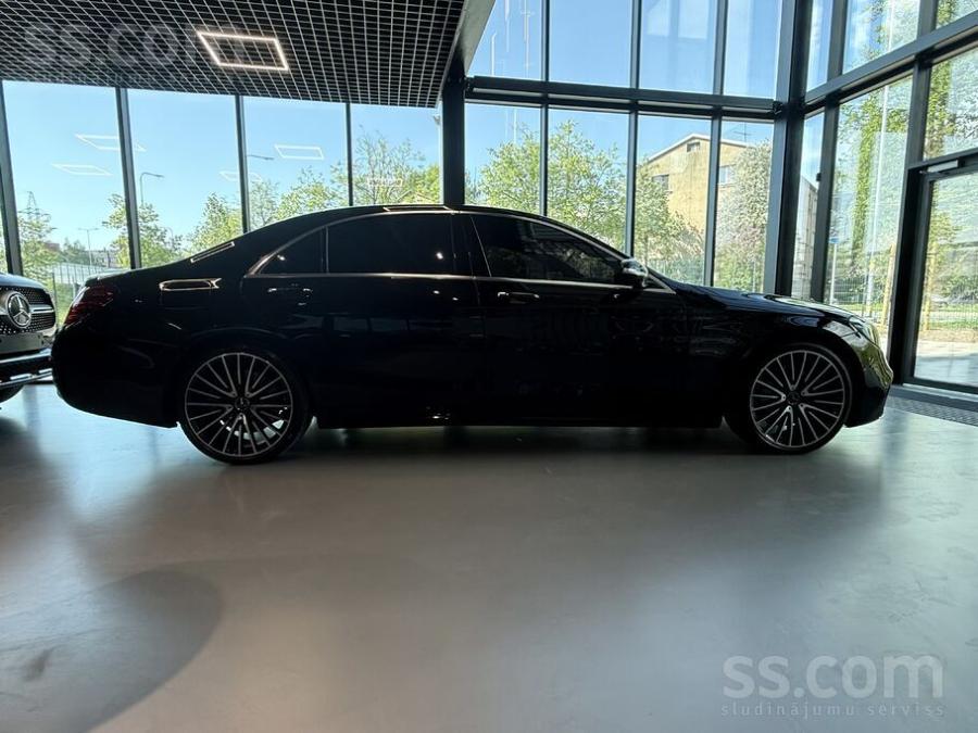 Melns Mercedes-Benz S 560 2018 Rīga, ar dzinēja tilpumu 4.00 L un nobraukumu 115 tūkst. km par 55000 €, foto 4 vietnē AUTOMOTO.COM.LV