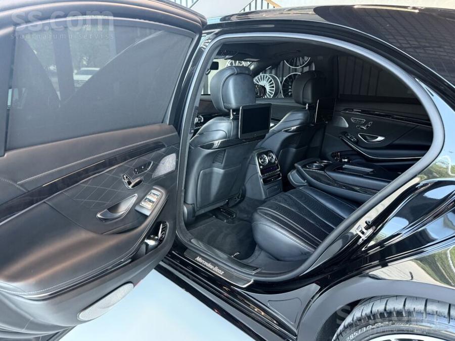 Melns Mercedes-Benz S 560 2018 Rīga, ar dzinēja tilpumu 4.00 L un nobraukumu 115 tūkst. km par 55000 €, foto 17 vietnē AUTOMOTO.COM.LV