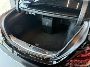 Melns Mercedes-Benz S 560 2018 Rīga, ar dzinēja tilpumu 4.00 L un nobraukumu 115 tūkst. km par 55000 €, foto 22 vietnē AUTOMOTO.COM.LV