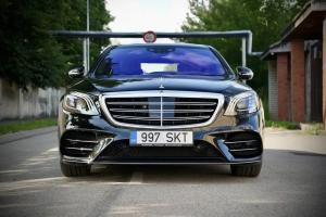 Black Mercedes-Benz S 560 2018 in Rezekne, with an engine capacity of 4.00 L and mileage of 0 thousand km for 39990 €, photo  on AUTOMOTO.COM.LV