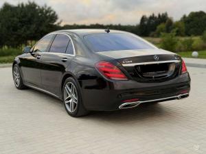 Melns Mercedes-Benz S 560 2018 Klaipėda, ar dzinēja tilpumu 3.98 L un nobraukumu 237 tūkst. km par 32700 €, foto 5 vietnē AUTOMOTO.COM.LV