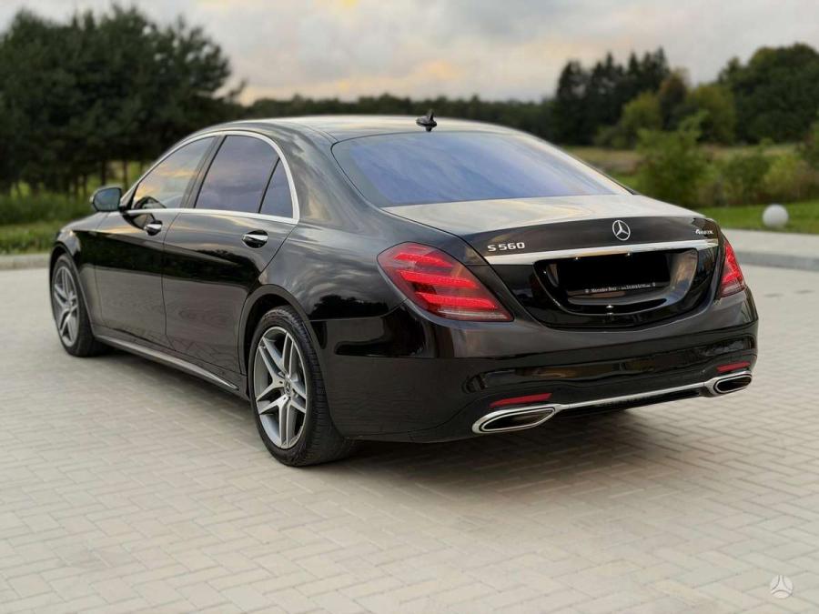 Melns Mercedes-Benz S 560 2018 Klaipėda, ar dzinēja tilpumu 3.98 L un nobraukumu 237 tūkst. km par 32700 €, foto 5 vietnē AUTOMOTO.COM.LV