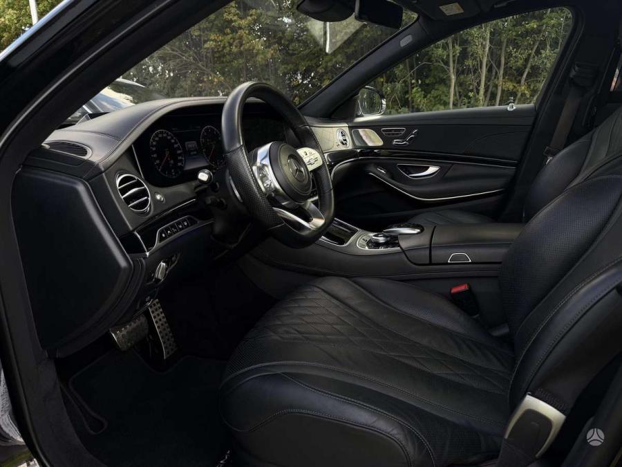 Melns Mercedes-Benz S 560 2018 Klaipėda, ar dzinēja tilpumu 3.98 L un nobraukumu 237 tūkst. km par 32700 €, foto 9 vietnē AUTOMOTO.COM.LV