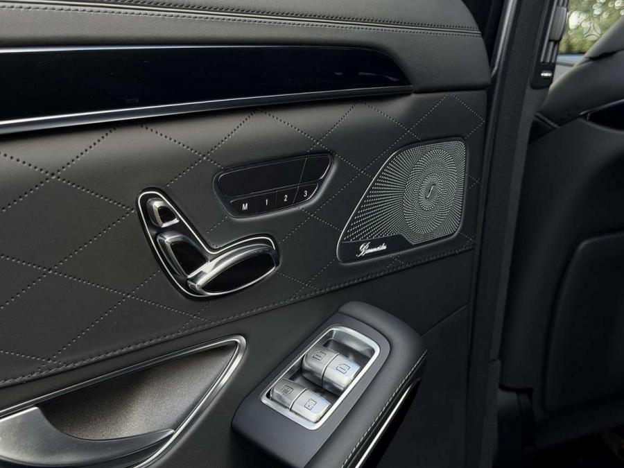 Melns Mercedes-Benz S 560 2018 Klaipėda, ar dzinēja tilpumu 3.98 L un nobraukumu 237 tūkst. km par 32700 €, foto 13 vietnē AUTOMOTO.COM.LV