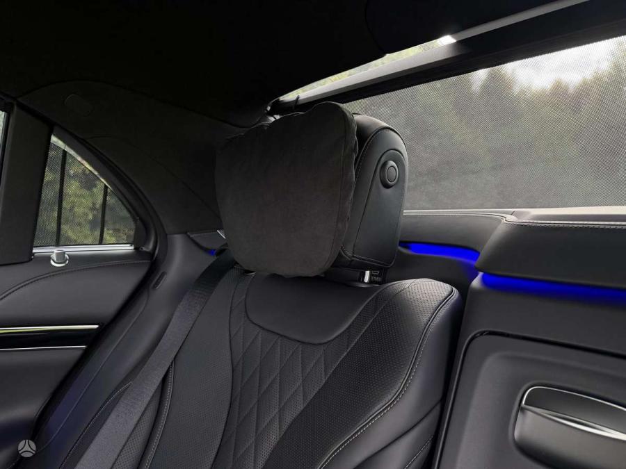 Melns Mercedes-Benz S 560 2018 Klaipėda, ar dzinēja tilpumu 3.98 L un nobraukumu 237 tūkst. km par 32700 €, foto 16 vietnē AUTOMOTO.COM.LV