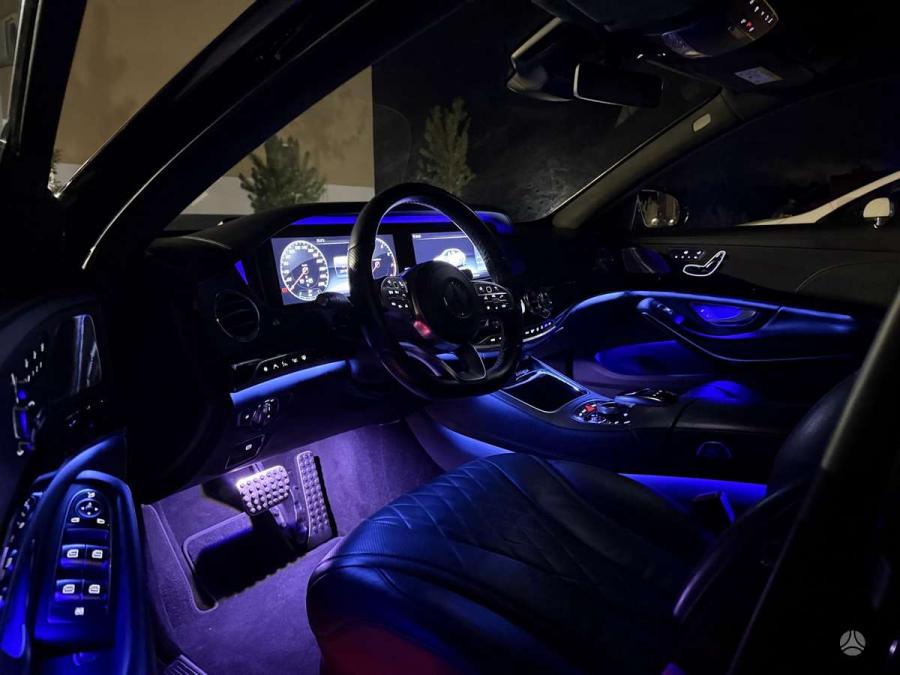 Melns Mercedes-Benz S 560 2018 Klaipėda, ar dzinēja tilpumu 3.98 L un nobraukumu 237 tūkst. km par 32700 €, foto 25 vietnē AUTOMOTO.COM.LV