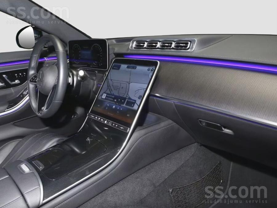 Черный Мерседес S 560 2024 в Рига, объемом двигателя 3.00 л и пробегом 23 тыс. км за 93990 €, фото 4 на AUTOMOTO.COM.LV