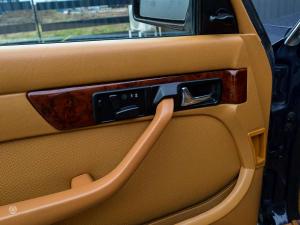 Zils Mercedes-Benz S 560 1989 Klaipėda, ar dzinēja tilpumu 0.00 L un nobraukumu 185 tūkst. km par 22500 €, foto 14 vietnē AUTOMOTO.COM.LV