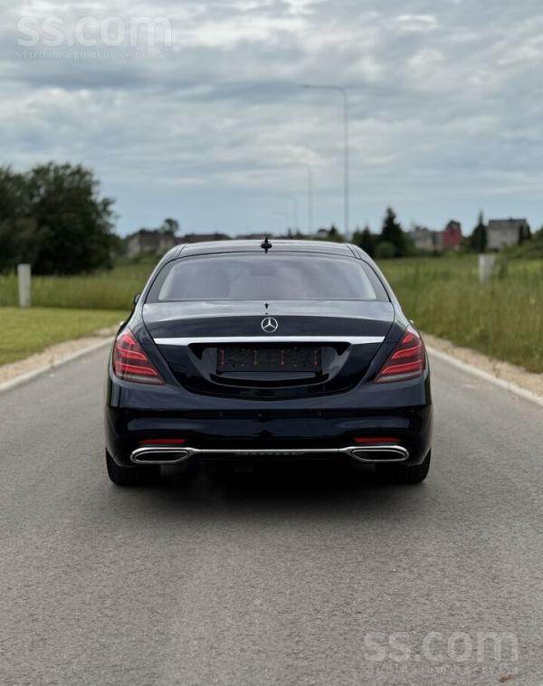 Blue Mercedes-Benz S 560 2019 in Daugavpils, with an engine capacity of 4.00 L and mileage of 99 thousand km for 47000 €, photo 2 on AUTOMOTO.COM.LV