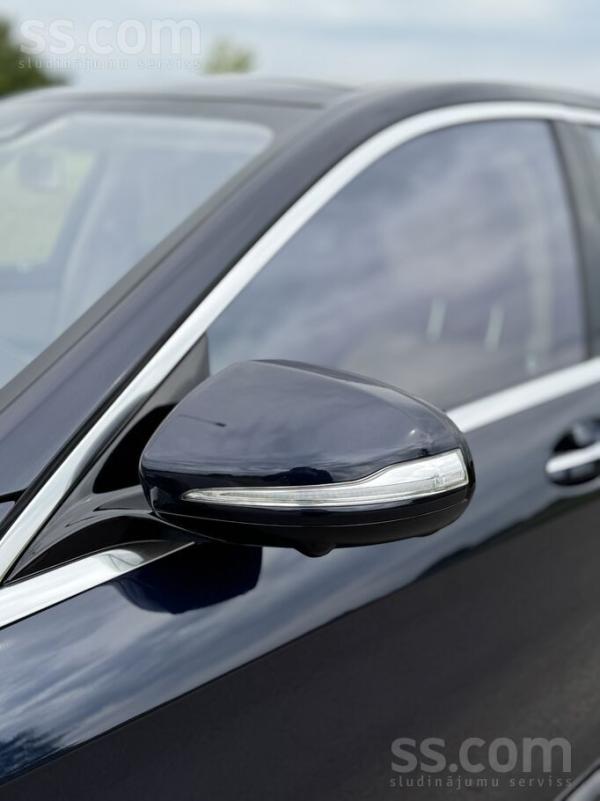 Blue Mercedes-Benz S 560 2019 in Daugavpils, with an engine capacity of 4.00 L and mileage of 99 thousand km for 47000 €, photo 8 on AUTOMOTO.COM.LV