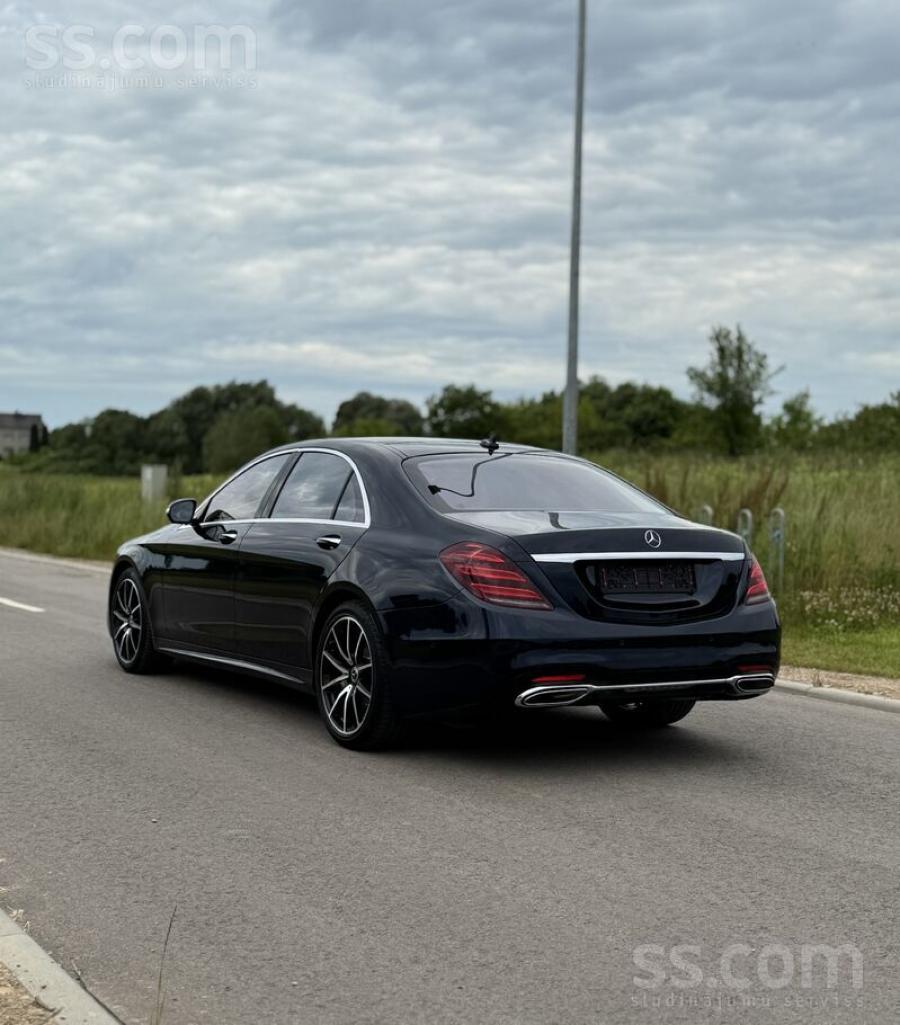 Zils Mercedes-Benz S 560 2019 Daugavpils, ar dzinēja tilpumu 4.00 L un nobraukumu 99 tūkst. km par 47000 €, foto 1 vietnē AUTOMOTO.COM.LV