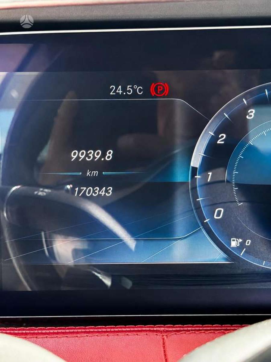 Pelēks Mercedes-Benz S 560 2019 Viļņa, ar dzinēja tilpumu 3.98 L un nobraukumu 170 tūkst. km par 44500 €, foto 18 vietnē AUTOMOTO.COM.LV